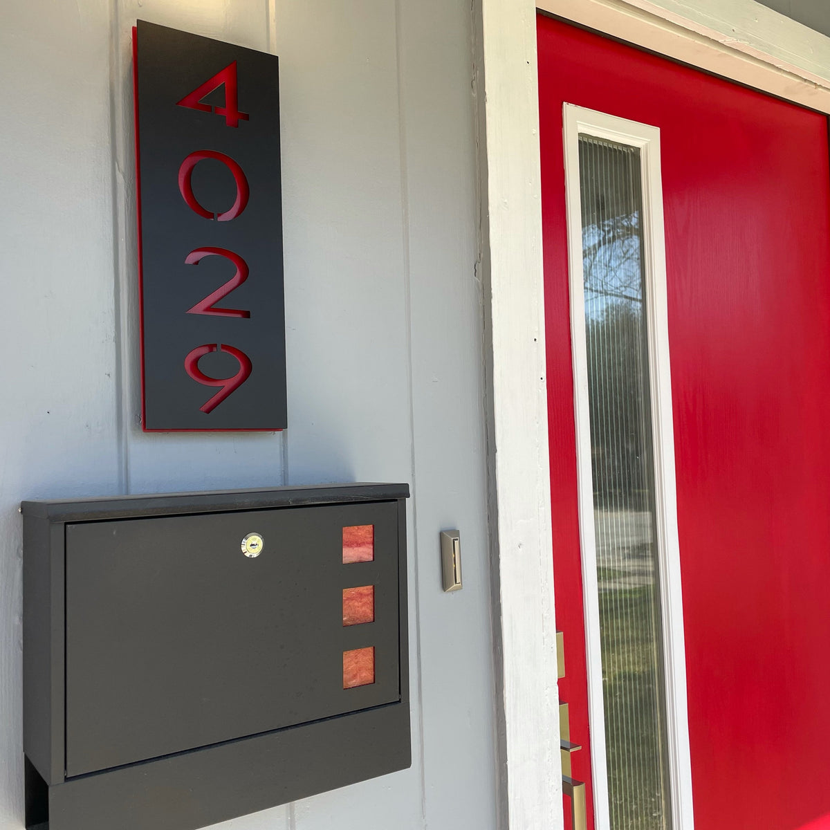 Vertical Address Sign | Woodpost Metalworks